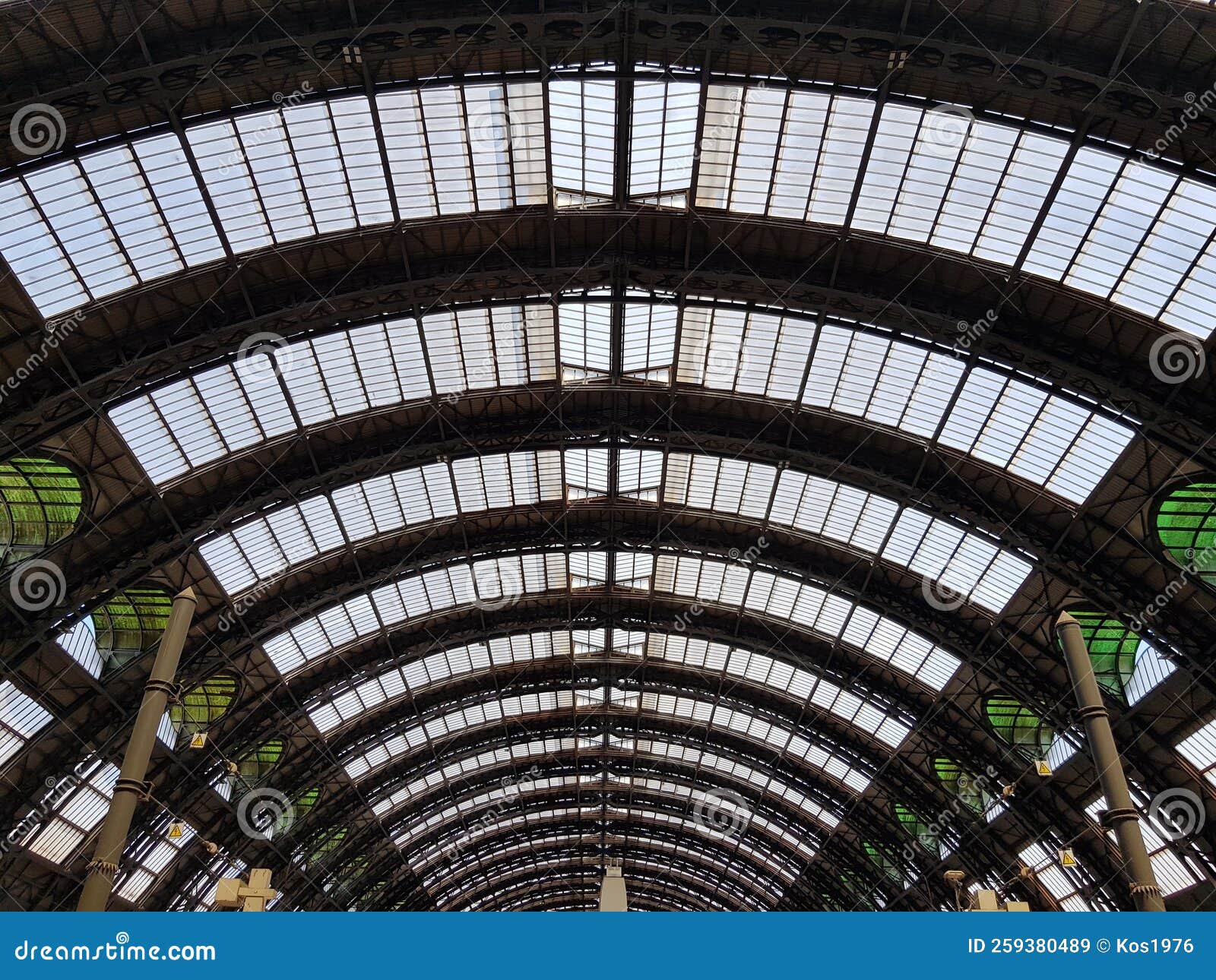Iron Arches of the Train Station in Milan Editorial Stock Image - Image ...