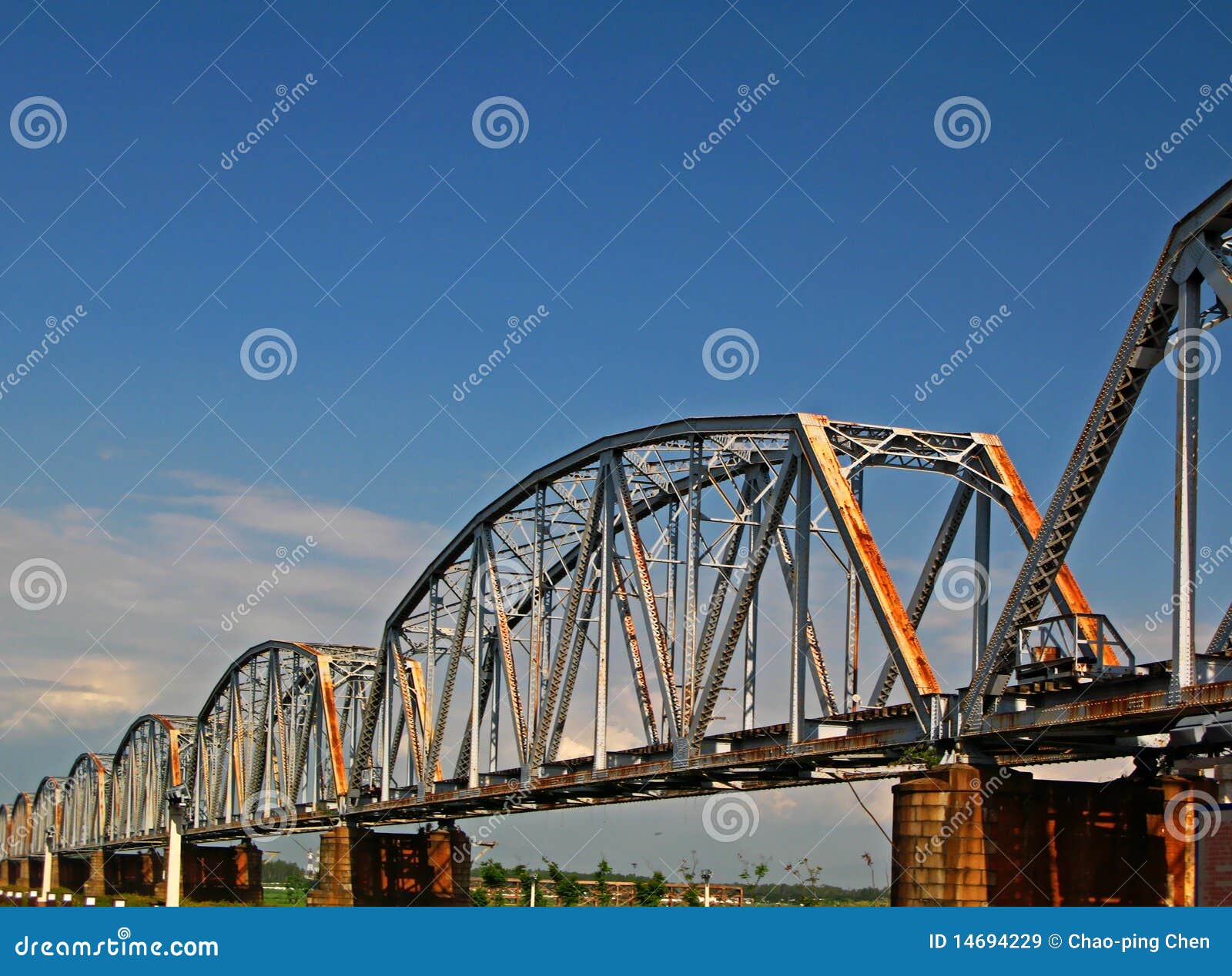 An iron bridge stock image. Image of railway, abandon - 14694229