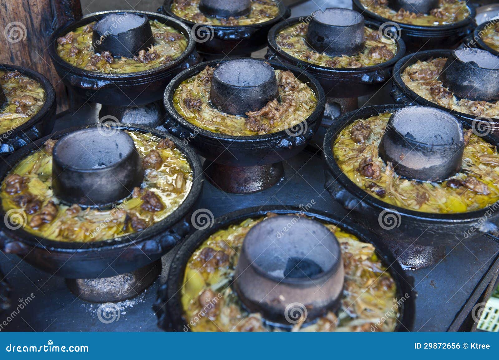 Arrayed Chinese Chaffy Dishes Stock Photo - Image of chengdu, tableware ...