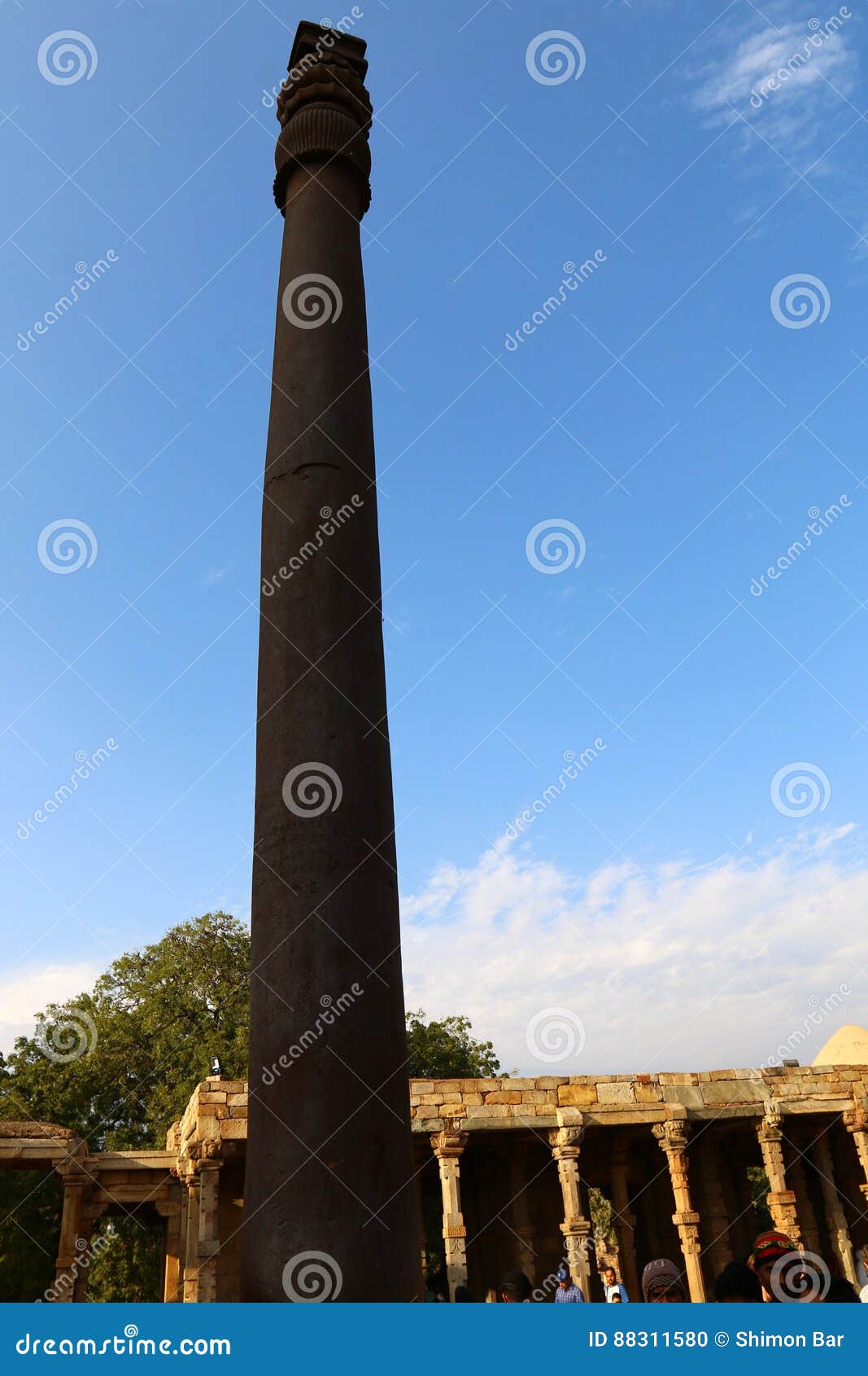 The Iron Column in Delhi editorial image. Image of avoided - 88311580