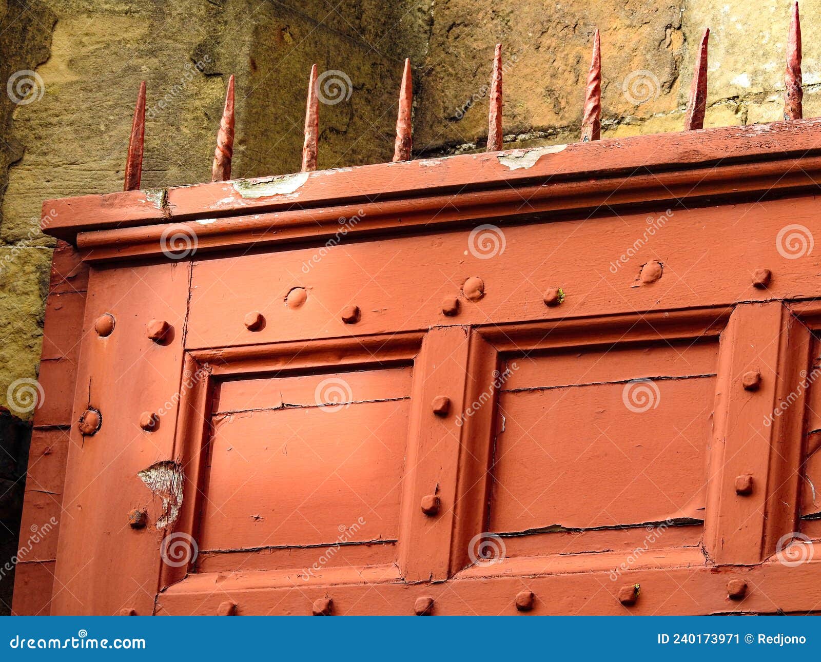 Iron Gate at Castle Entrance Stock Image - Image of brown, arch: 240173971