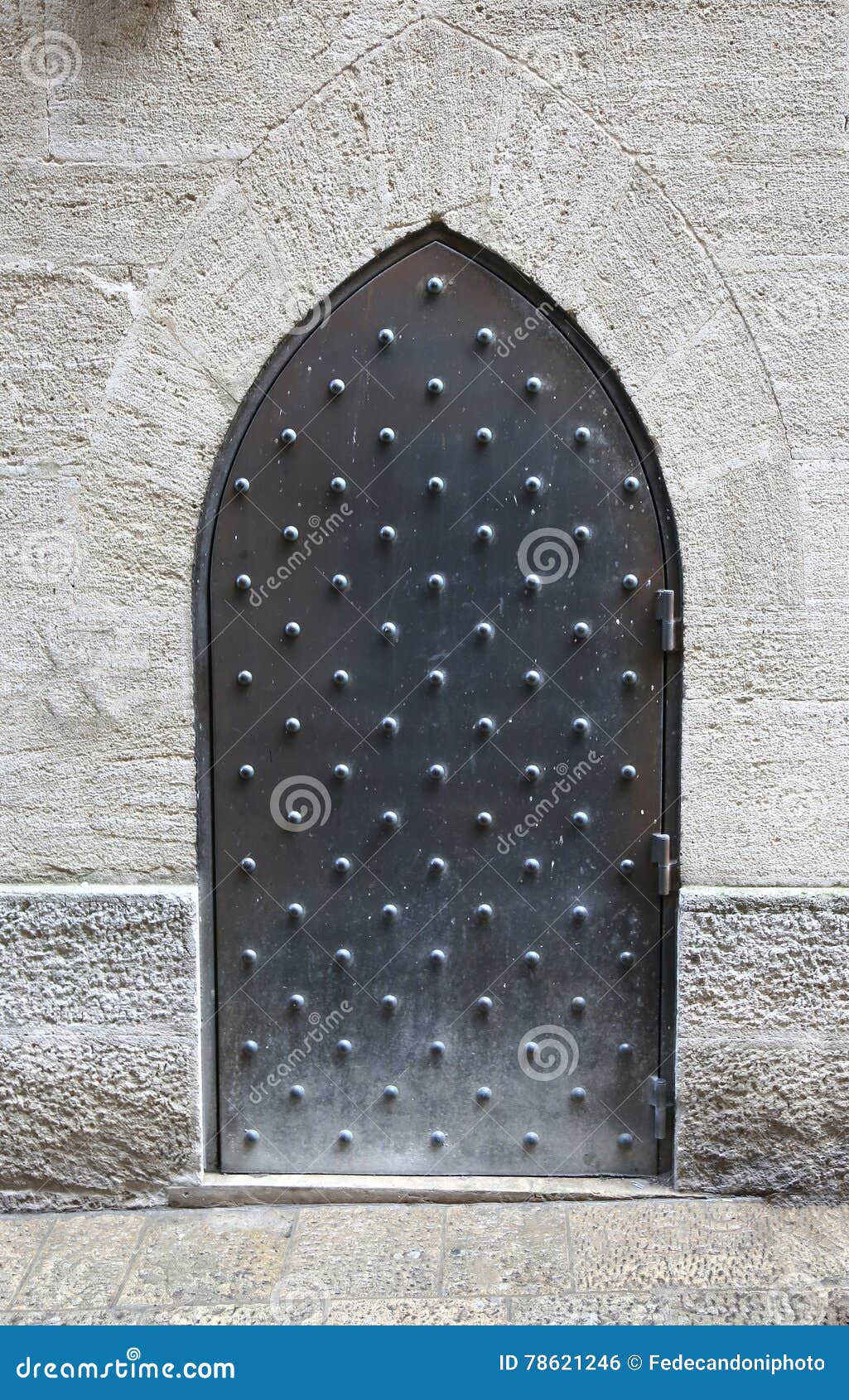 Iron Gate of an Entrance To the Castle Stock Photo - Image of close ...