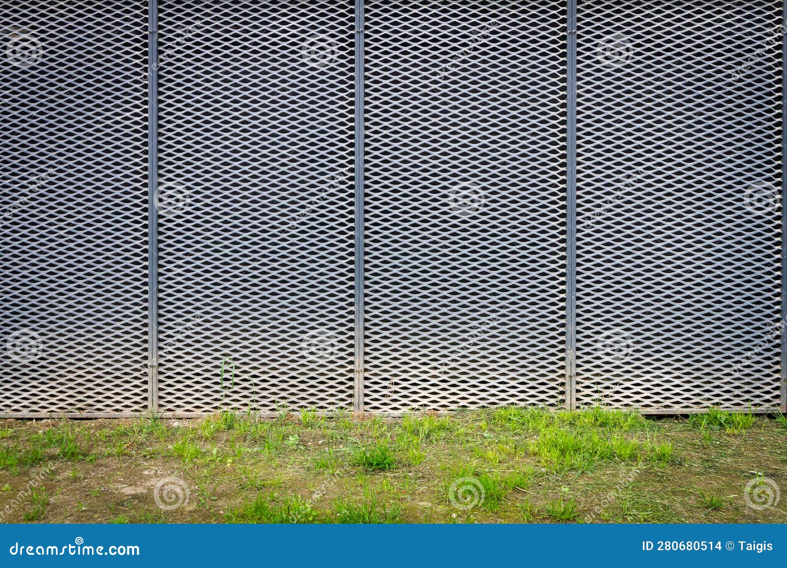 Grid Wall Of Plants Stock Photo | CartoonDealer.com #13850034