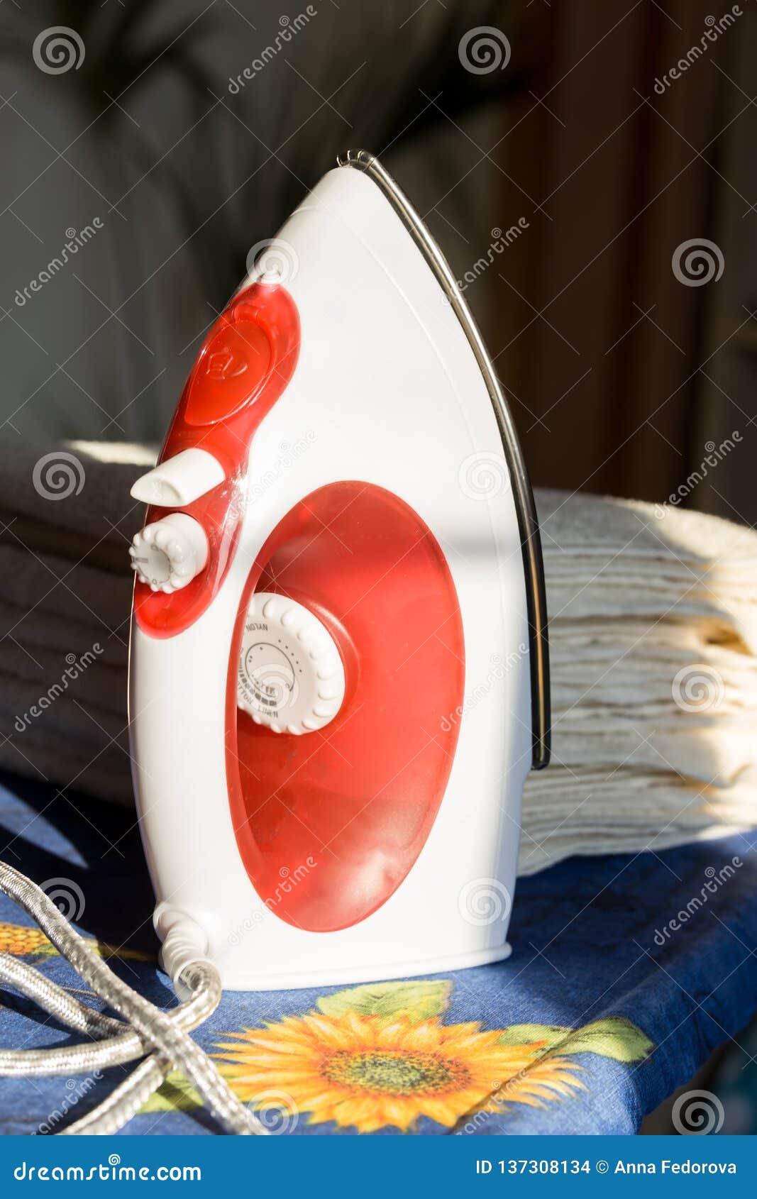 Iron, Ironing, Housework, Simplicity, Cleanliness and Comfort, Concept ...
