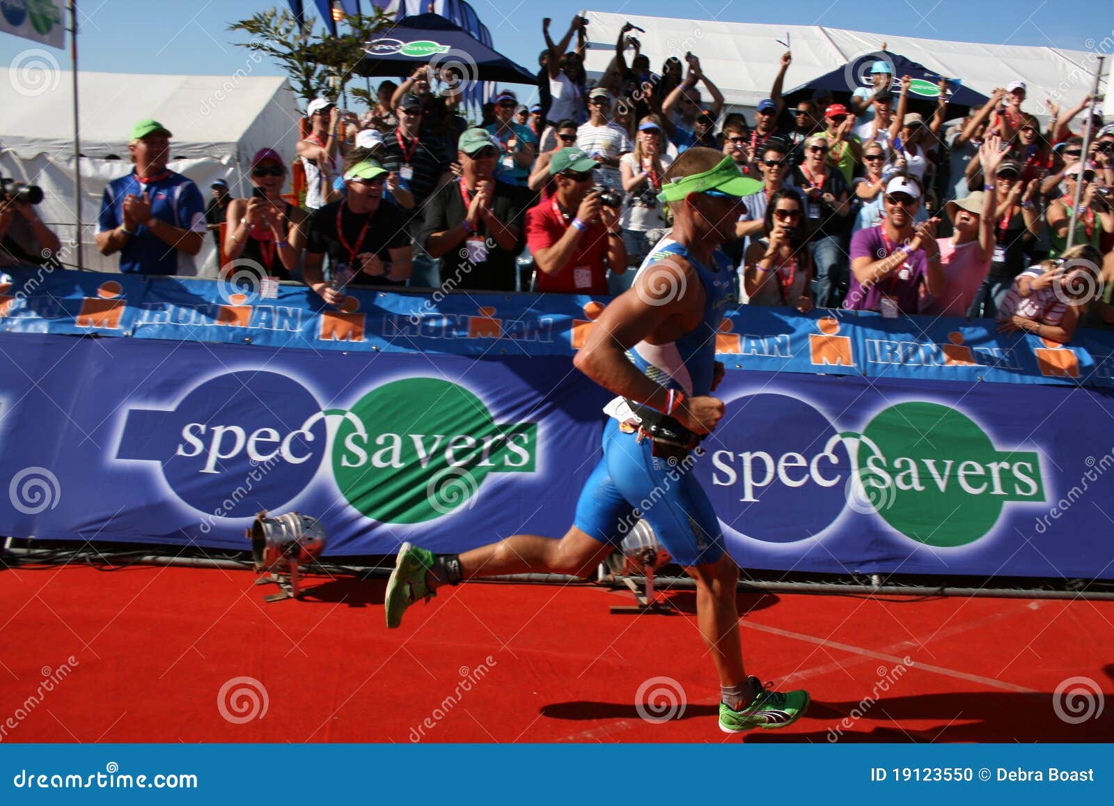 Iron man winner editorial image. Image of carpet, raynard - 19123550