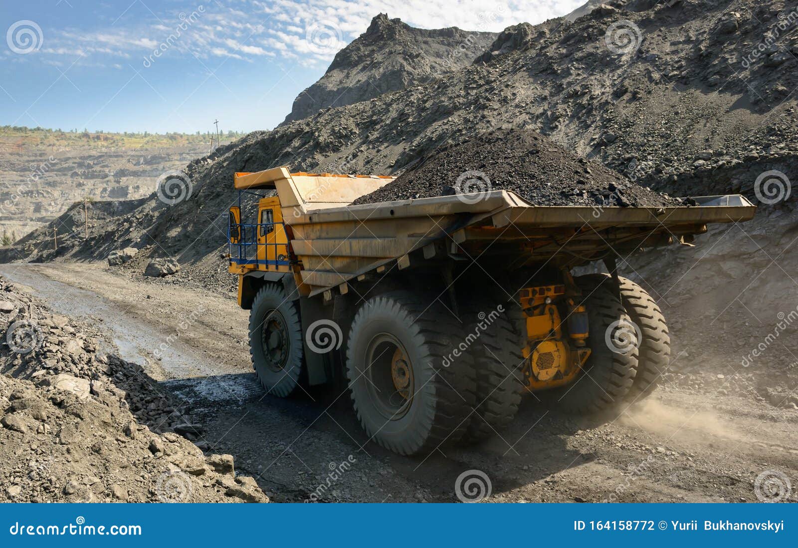 Iron ore mining stock photo. Image of iron, production - 164158772