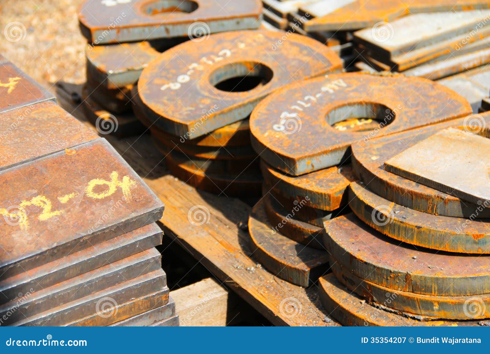 Iron rust stock image. Image of division, rust, slash - 35354207