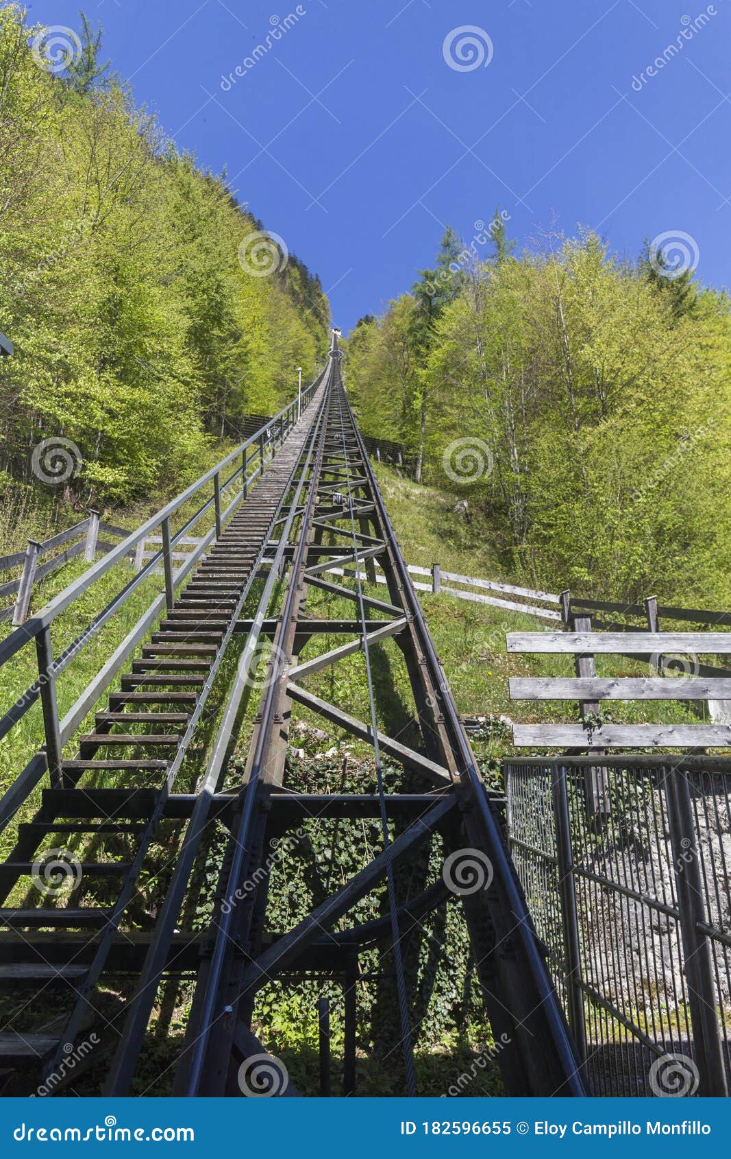 Iron Structure Stock Photo | CartoonDealer.com #23282706