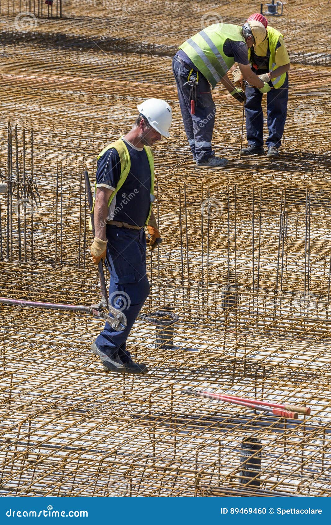 Ironworker Workers and Iron Bars Editorial Image - Image of pole ...