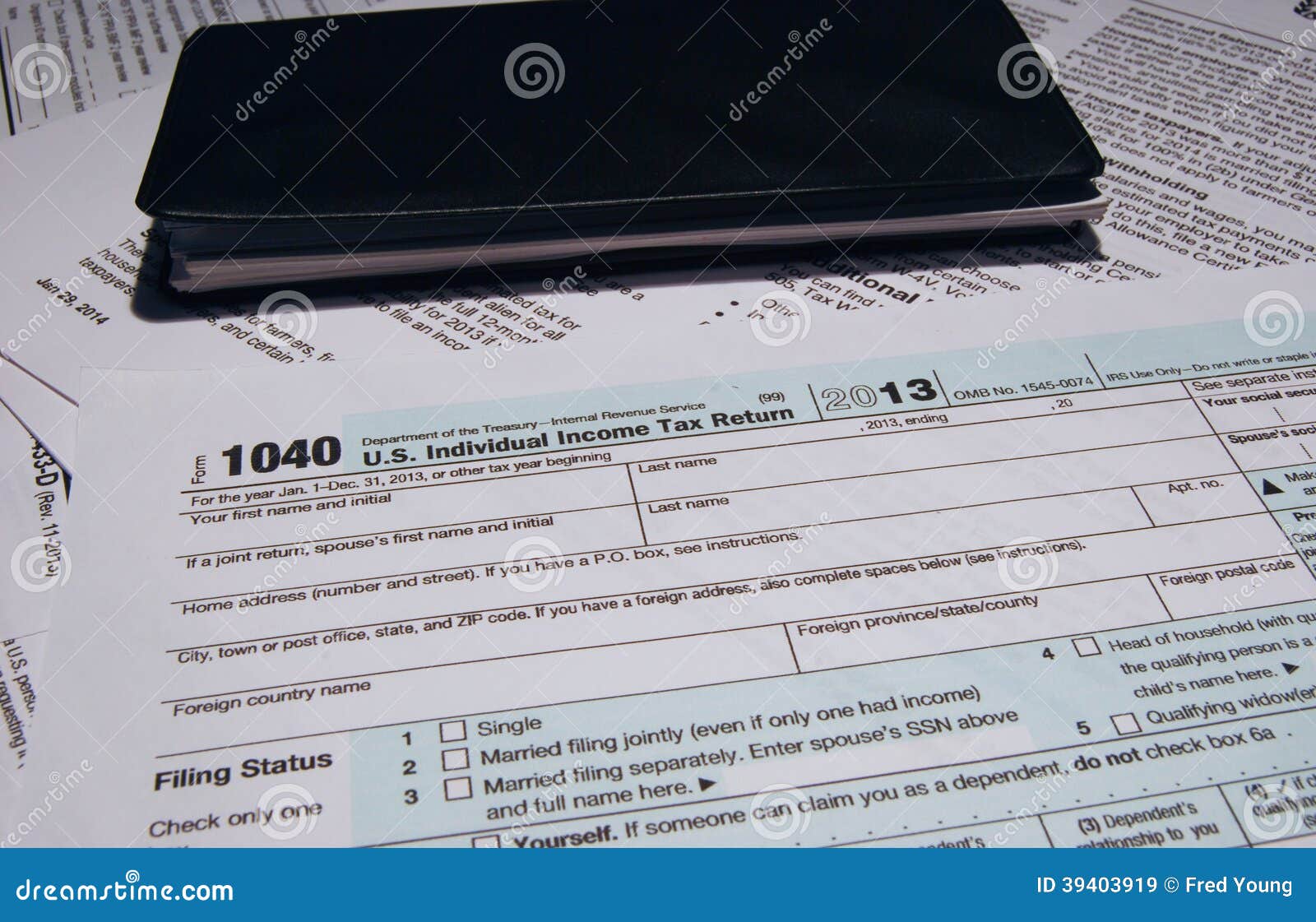 IRS Tax Form 1040 editorial stock image. Image of file - 39403919
