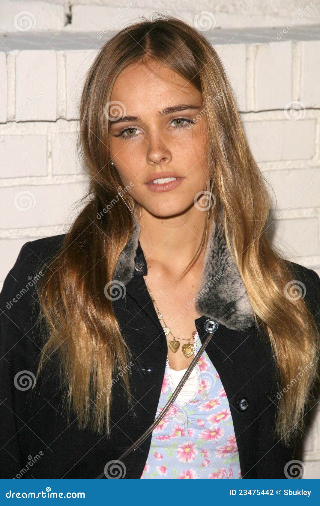 Isabel Lucas