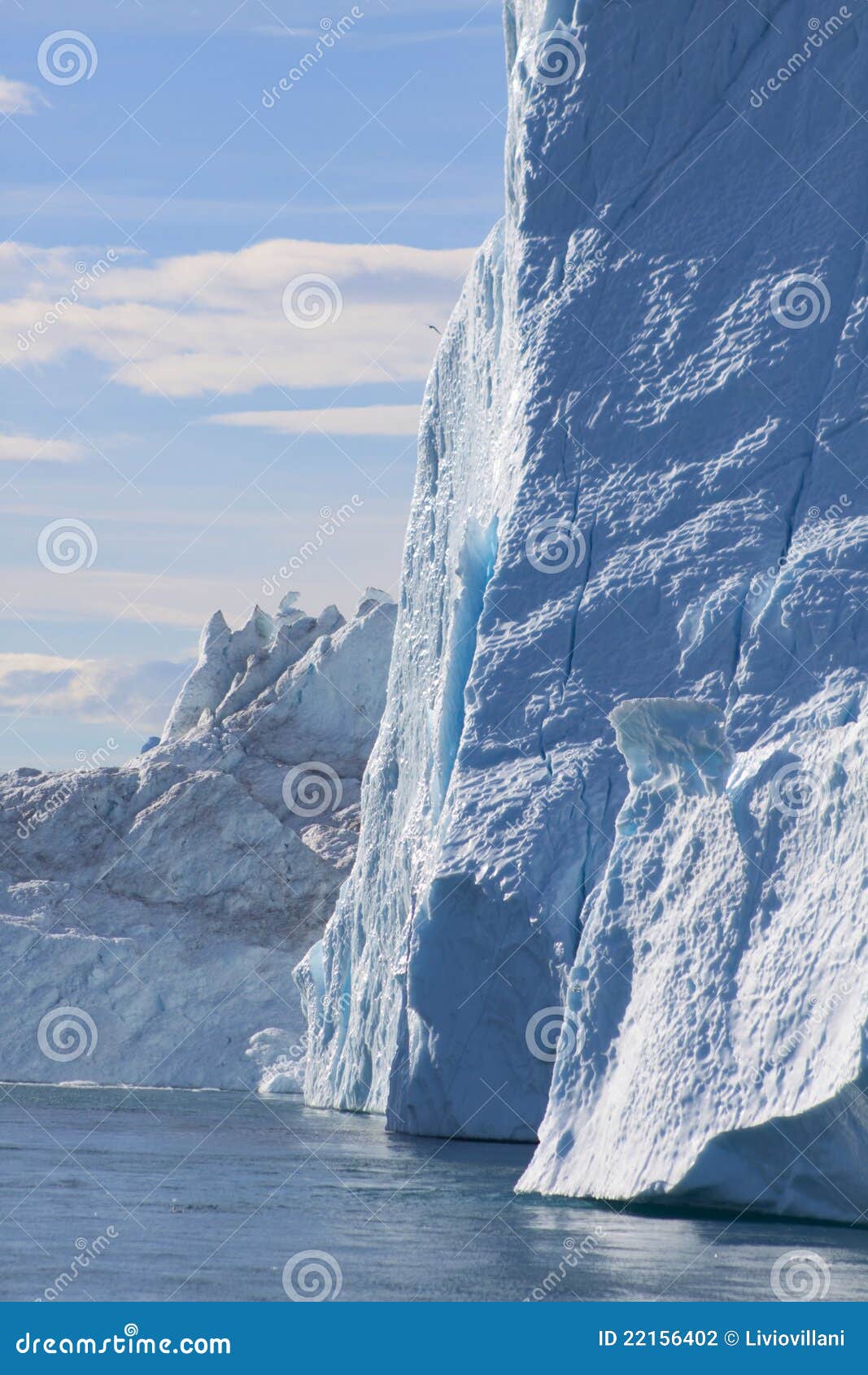 Isberg arkivfoto. Bild av oklarheter, säsong, öppet, mörkt - 22156402