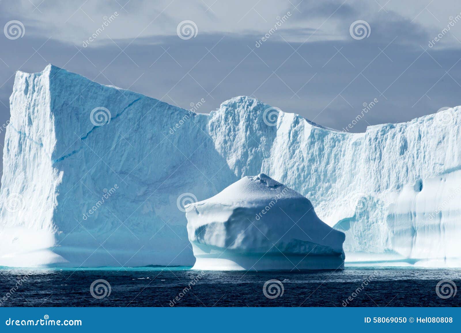 Isberg arkivfoto. Bild av grönland, ursnyggt, flod, floder - 58069050