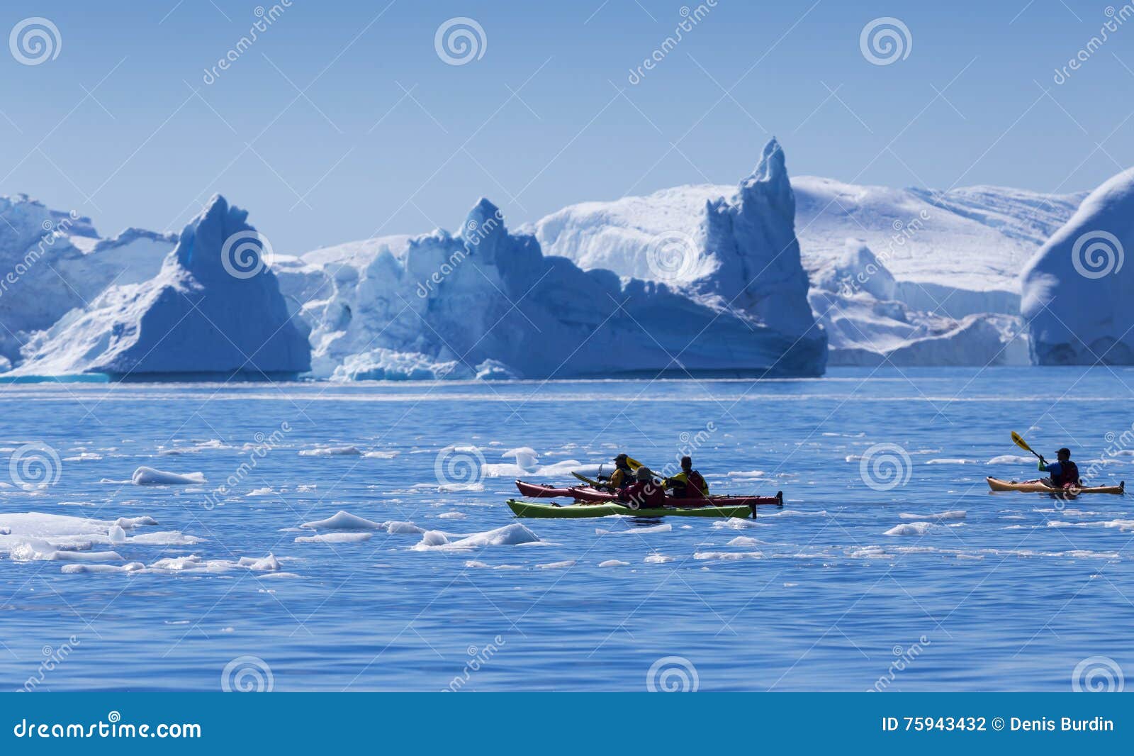 Isberg redaktionell arkivbild. Bild av glaciär, glaciologi - 75943432