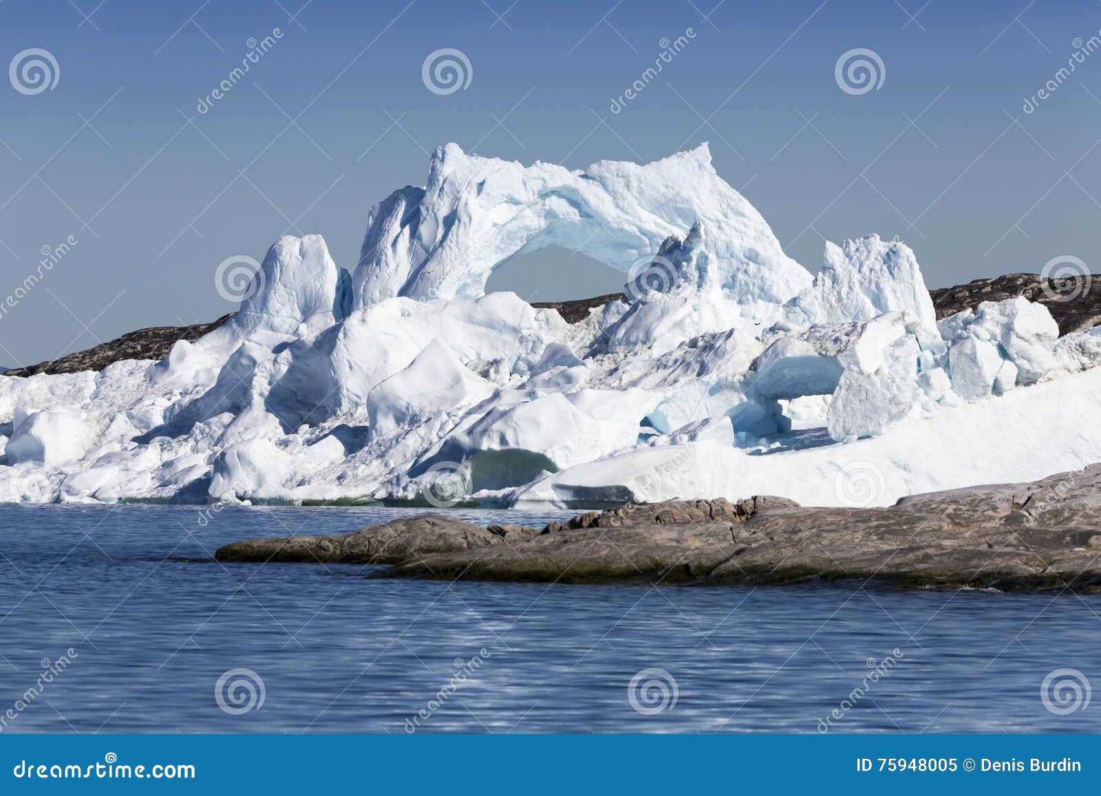 Isberg fotografering för bildbyråer. Bild av glasera - 75948005