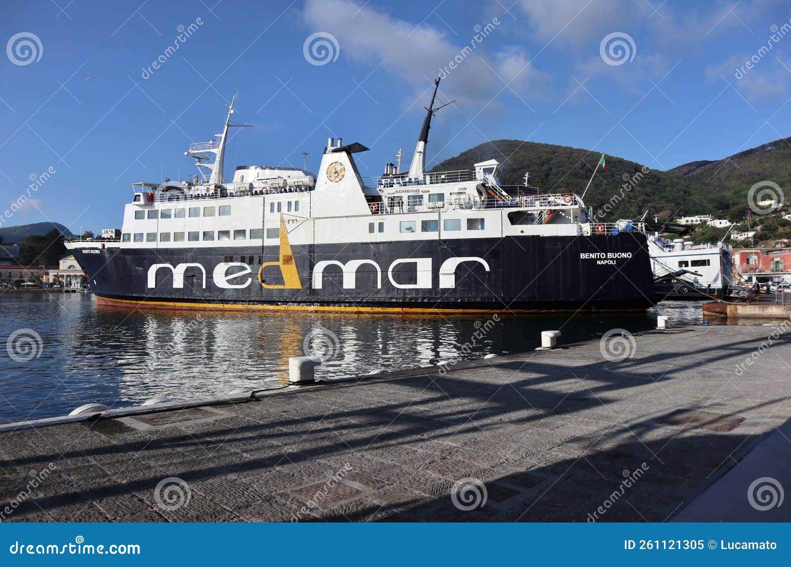 Ischia - Traghetto Medmar Al Porto Editorial Image - Image of boat ...