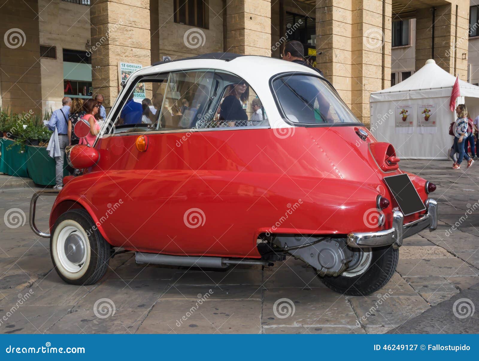 Isetta Del Bmw Con Tres Ruedas Fotografía editorial - Imagen de rueda ...
