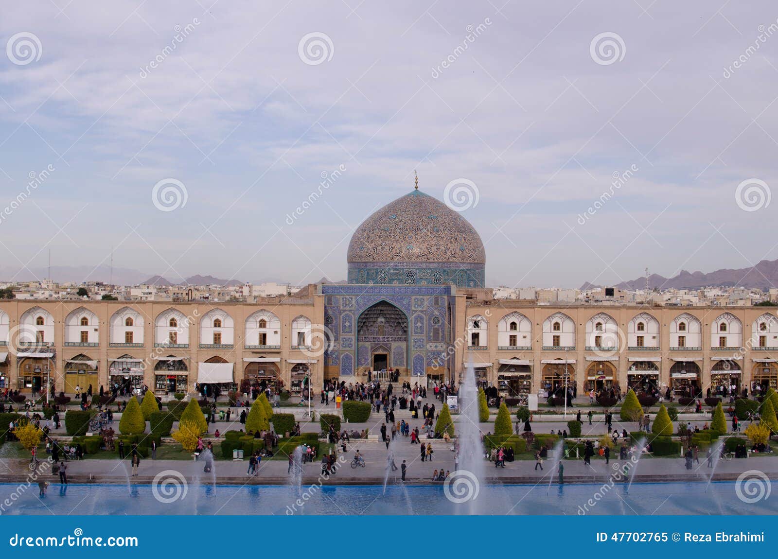 Esfahan Bazaar stock image. Image of bazaar, water, square - 47702765