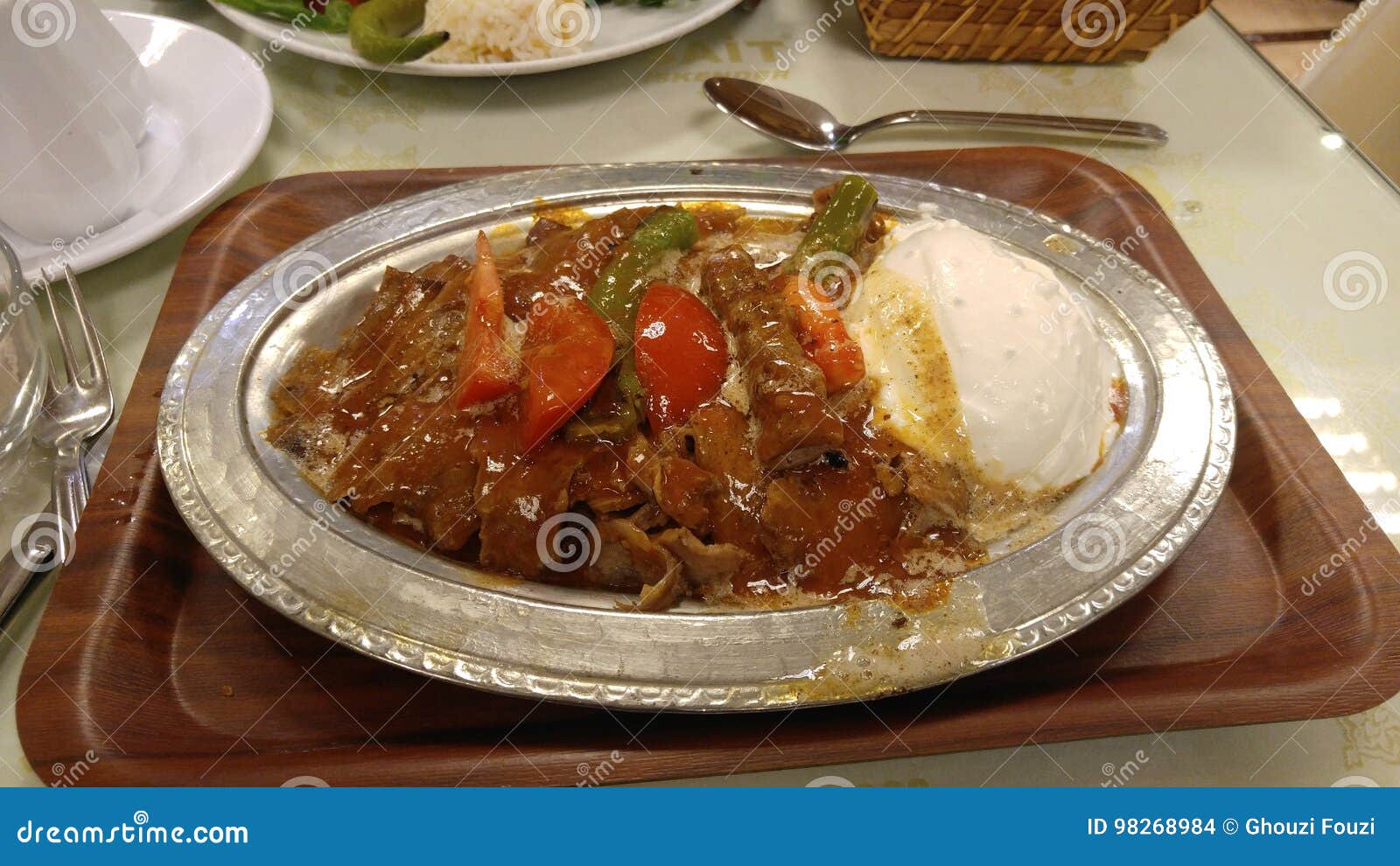 Iskander kebab stock photo. Image of iskander, istanbul - 98268984