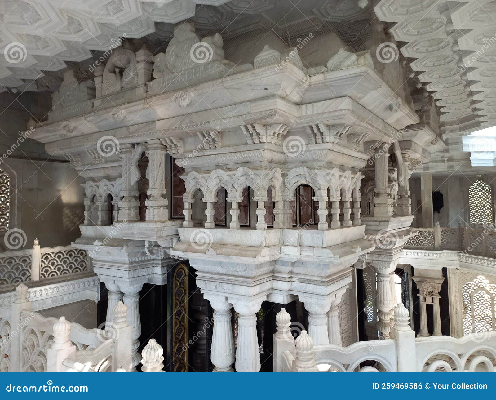 Iskcon Temple vrindavan editorial photo. Image of basilica - 259469586