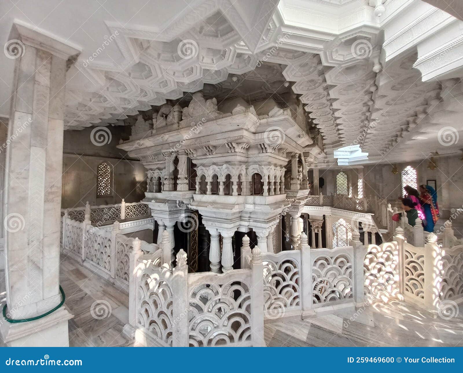 Iskcon Temple vrindavan editorial image. Image of arch - 259469600