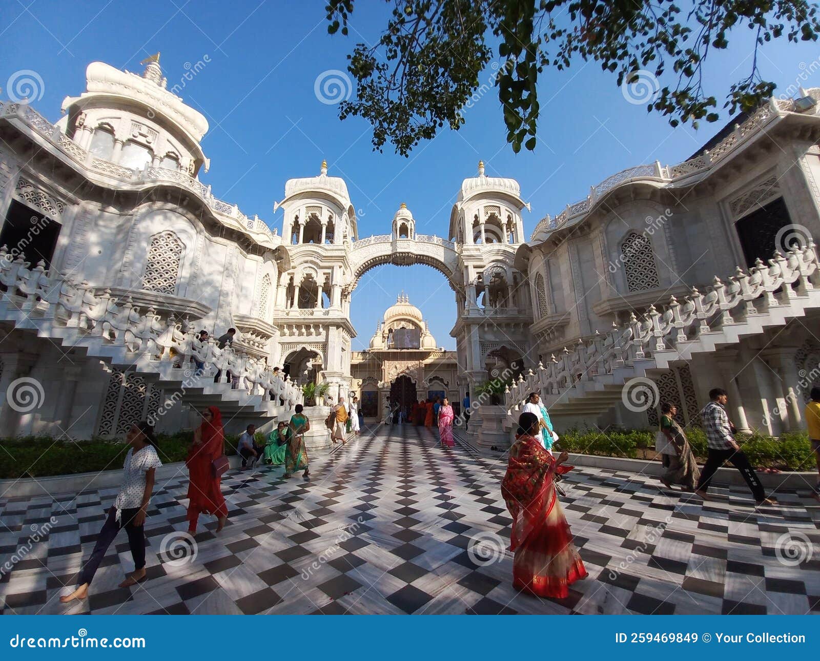 Iskcon Temple vrindavan editorial stock image. Image of temples - 259469849