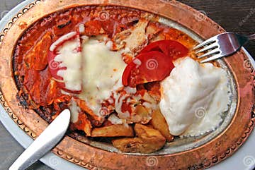 Iskender kebab stock image. Image of crisp, beef, food - 15538143