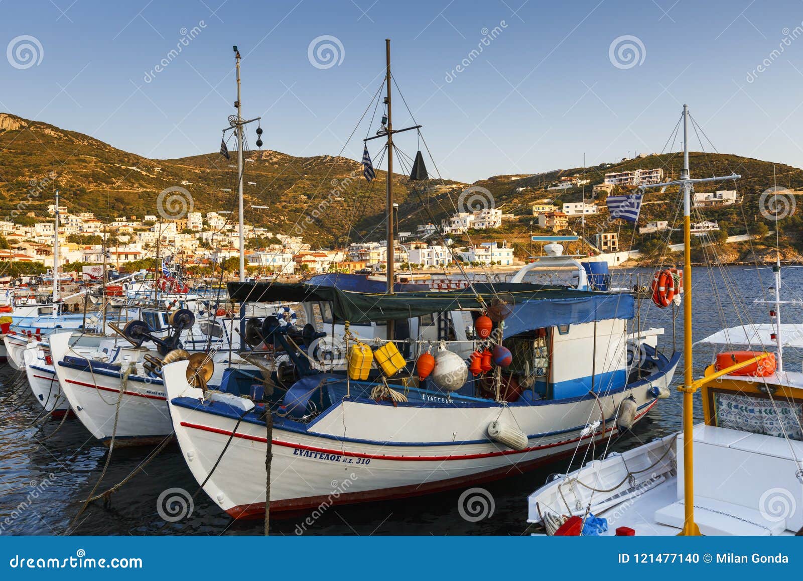 Isla de Fourni imagen editorial. Imagen de isla, grecia - 121477140