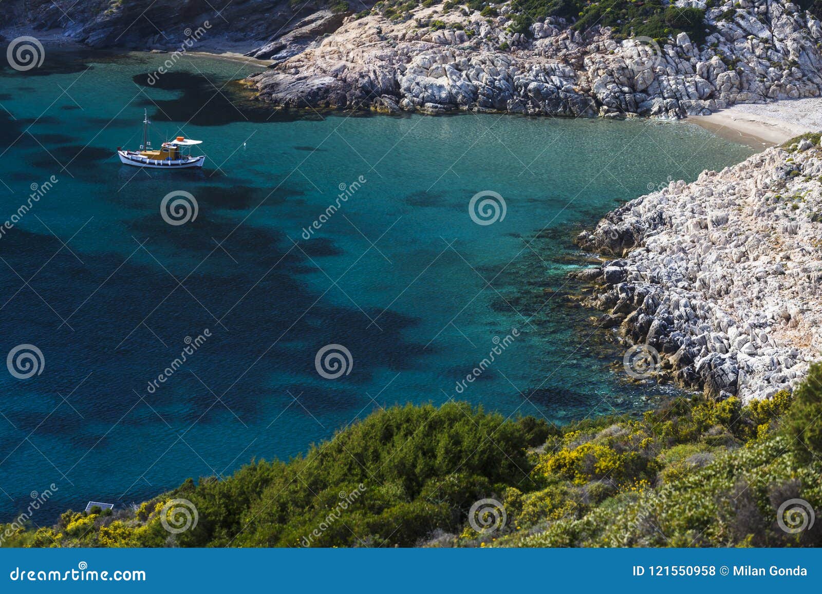 Isla de Fourni foto de archivo. Imagen de grecia, pesca - 121550958