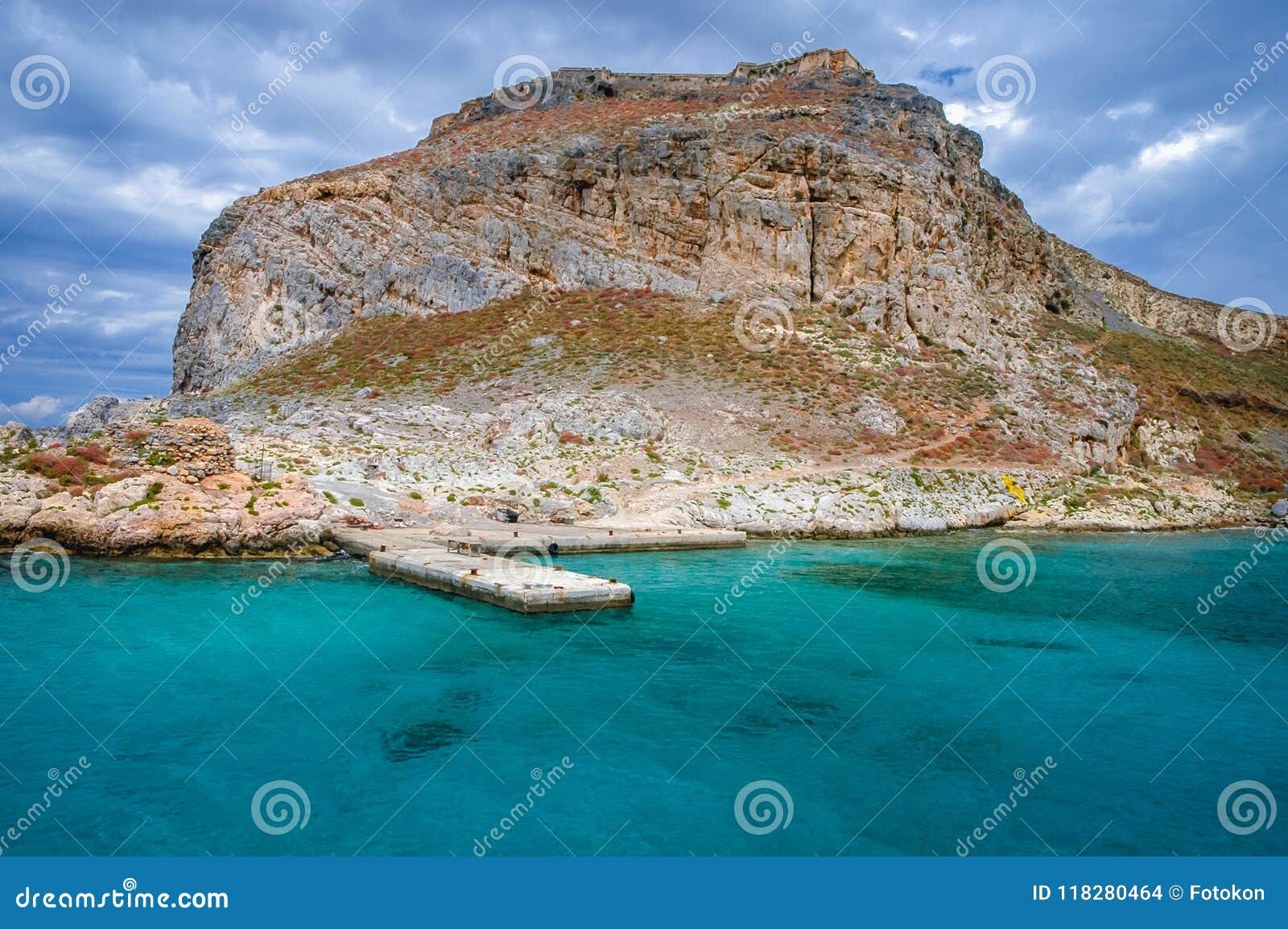 Isla de Imeri Gramvousa foto de archivo. Imagen de ruina - 118280464