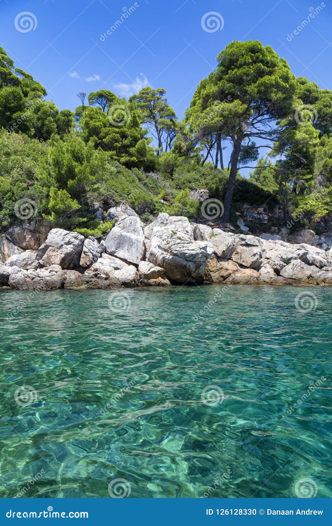 Isla de Lokrum foto de archivo. Imagen de europa, claro - 126128330