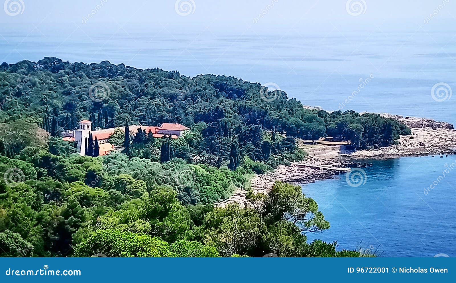 Isla de Lokrum imagen de archivo. Imagen de dubrovnik - 96722001