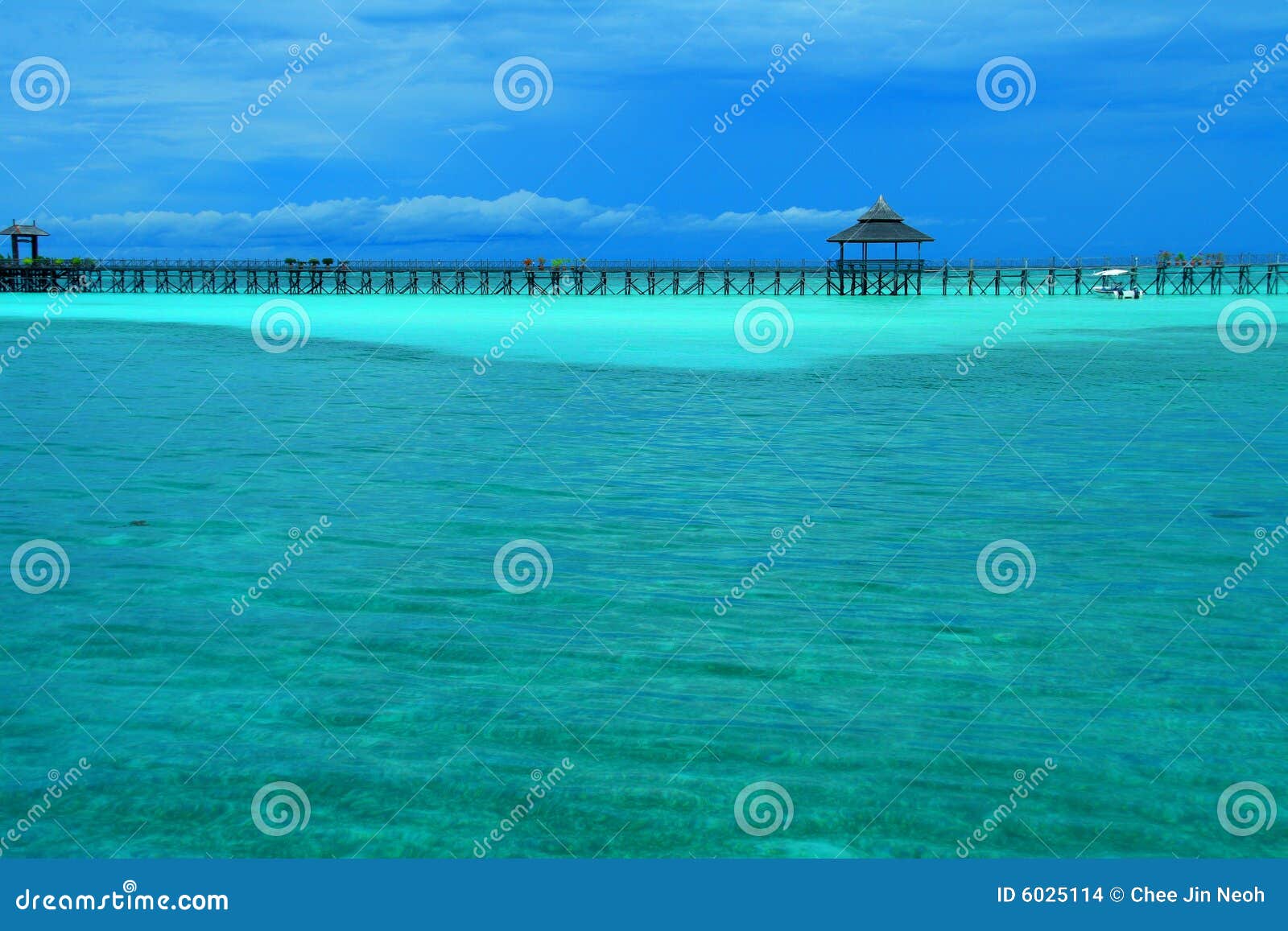 Isla de Mabul foto de archivo. Imagen de arena, calor - 6025114