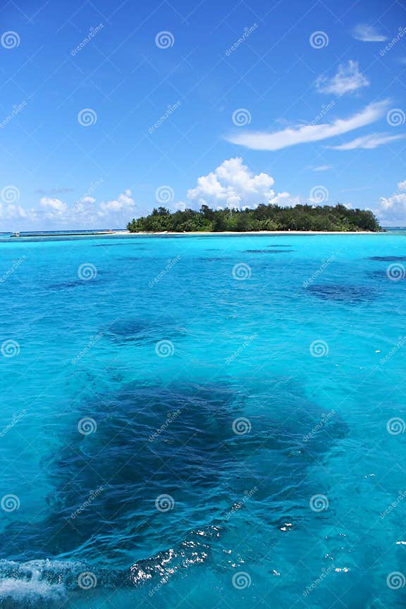 Isla de Managaha imagen de archivo. Imagen de verano - 25610089