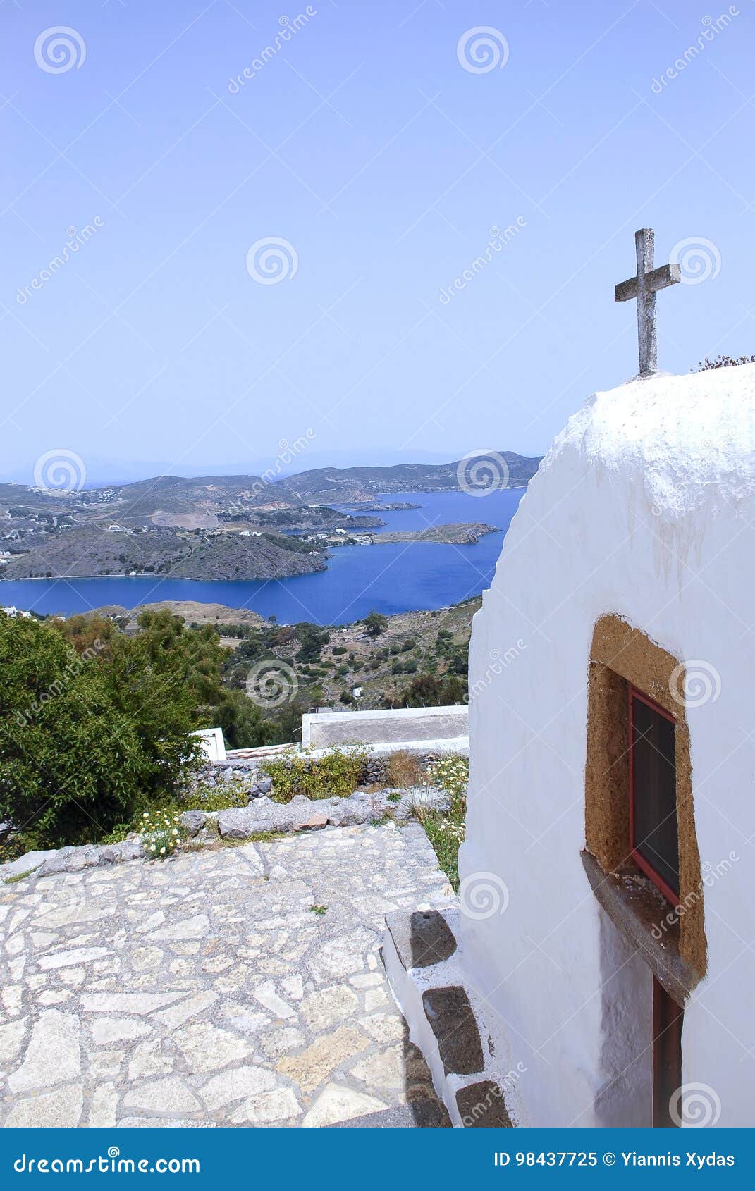 Isla de Patmos, Grecia imagen editorial. Imagen de monasterio - 98437725