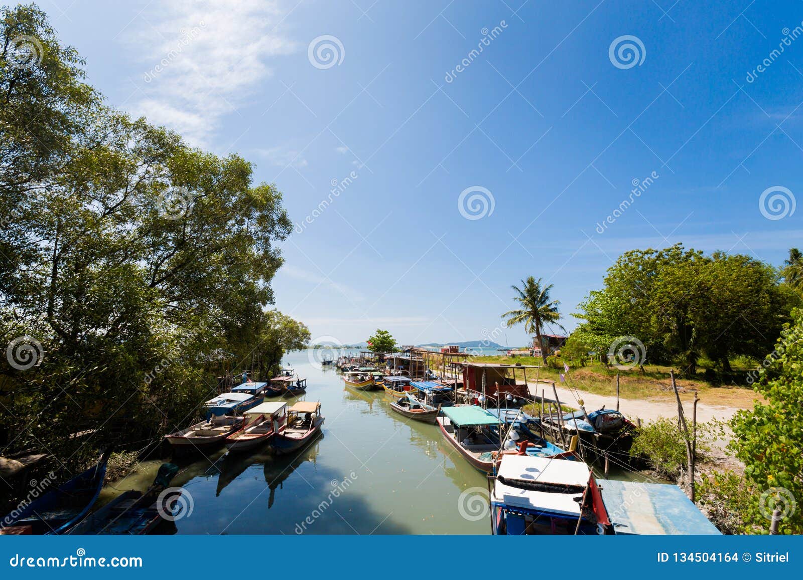 Isla De Teluk Ewa Jetty Langkawi Foto de archivo - Imagen de islas ...