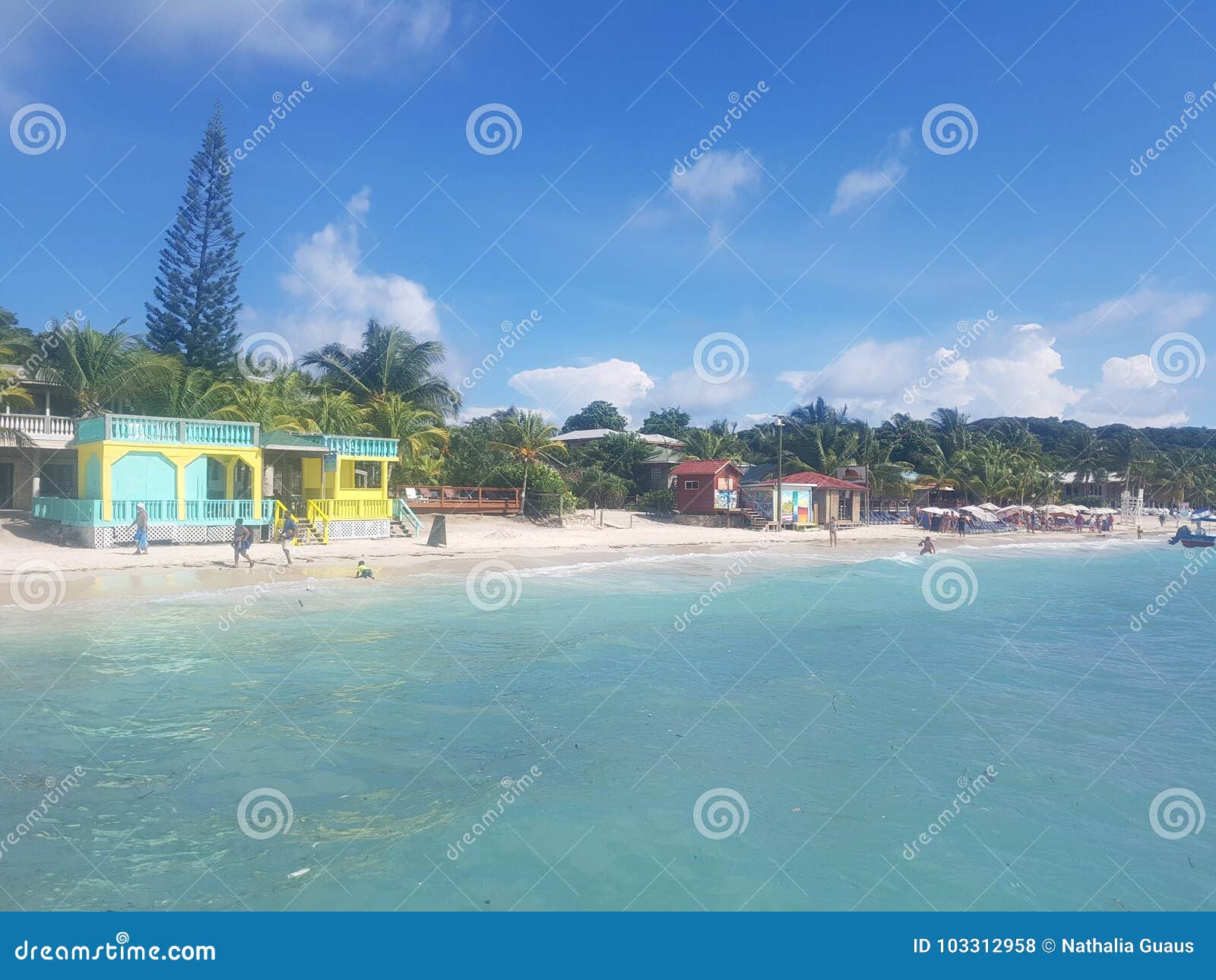 Isla Honduras de Roatan foto de archivo editorial. Imagen de naves ...