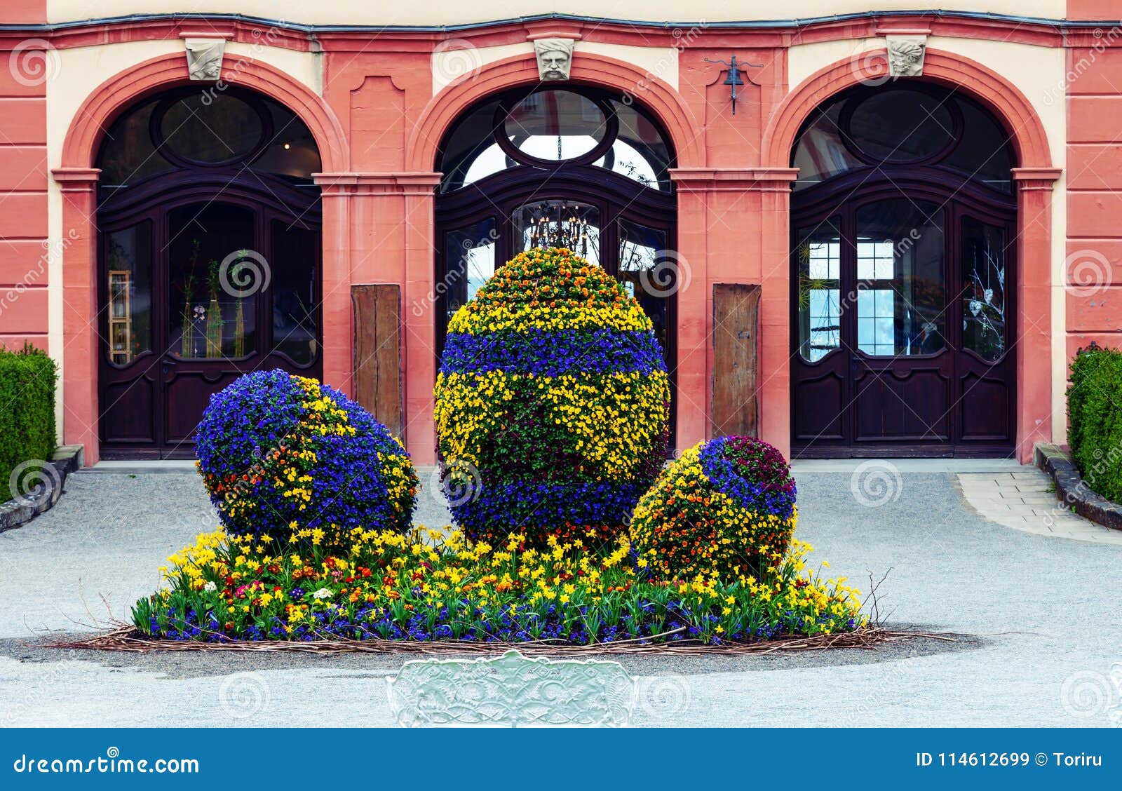 Isla Mainau de la flor imagen de archivo. Imagen de azul - 114612699
