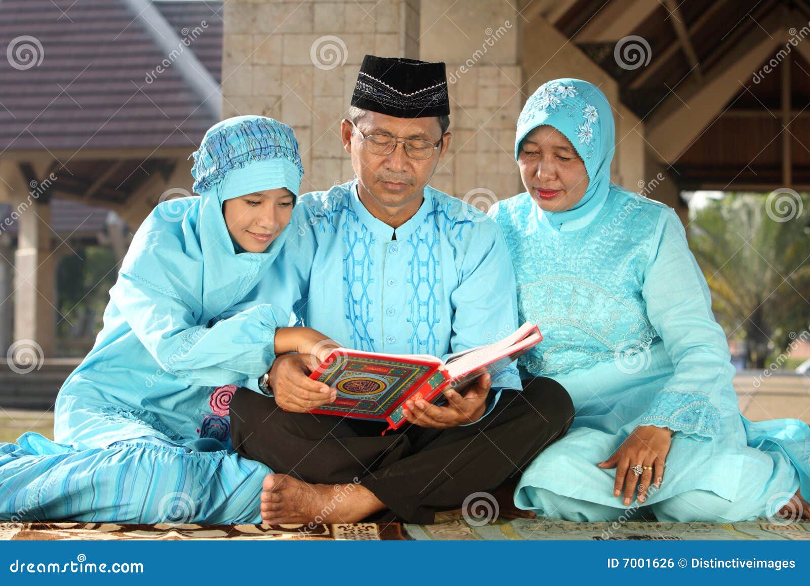 Islam Family stock photo. Image of family, siblings, nice - 7001626