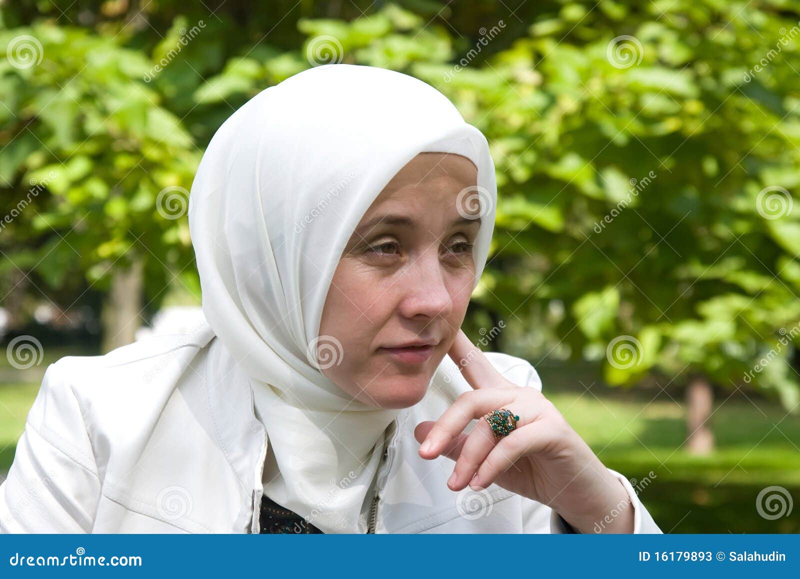 Islam woman in thinking stock image. Image of woman, veil - 16179893