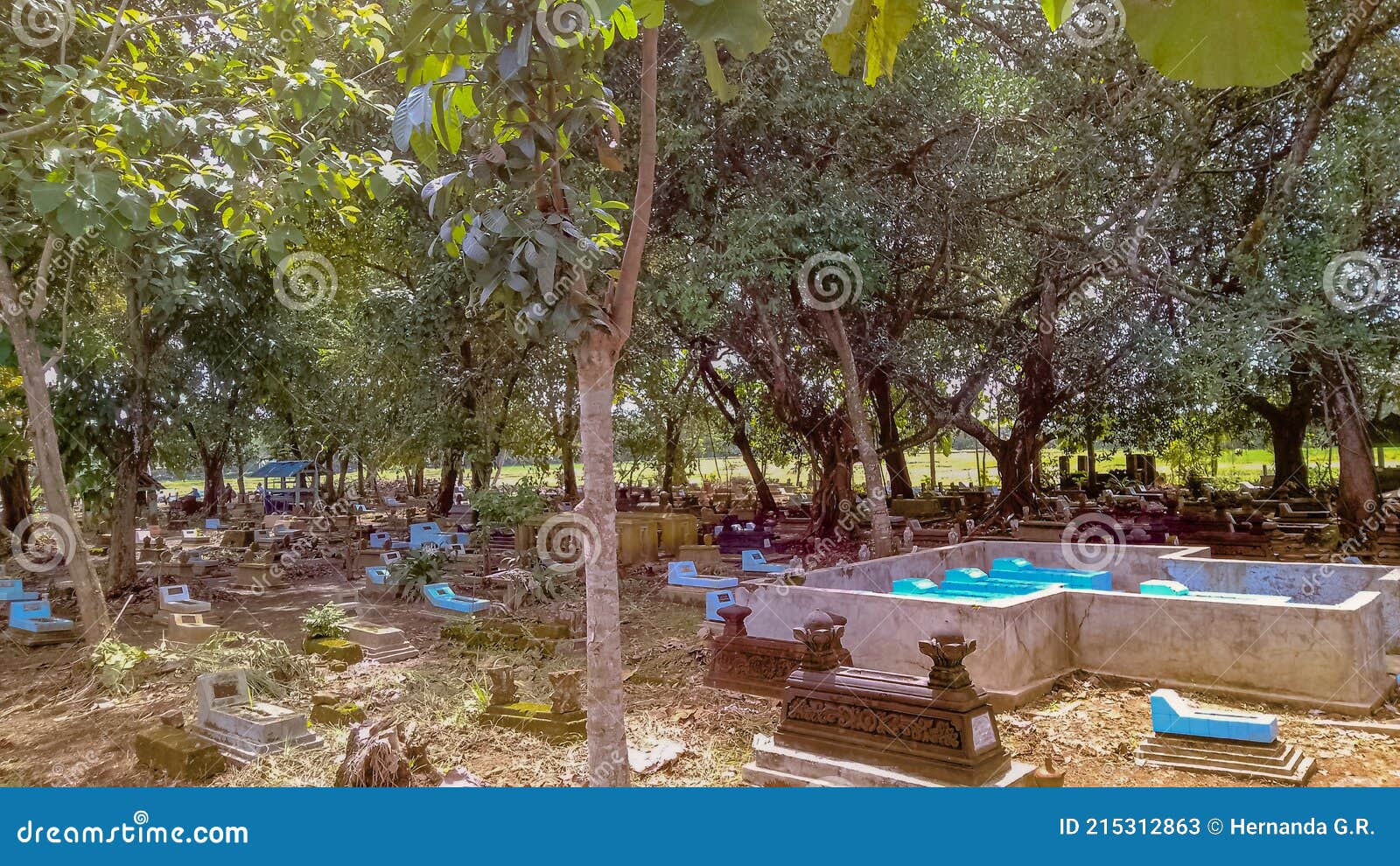 Old Islamic Cemetery, Funeral And Burial Of Muslim. A Grave With Iron ...