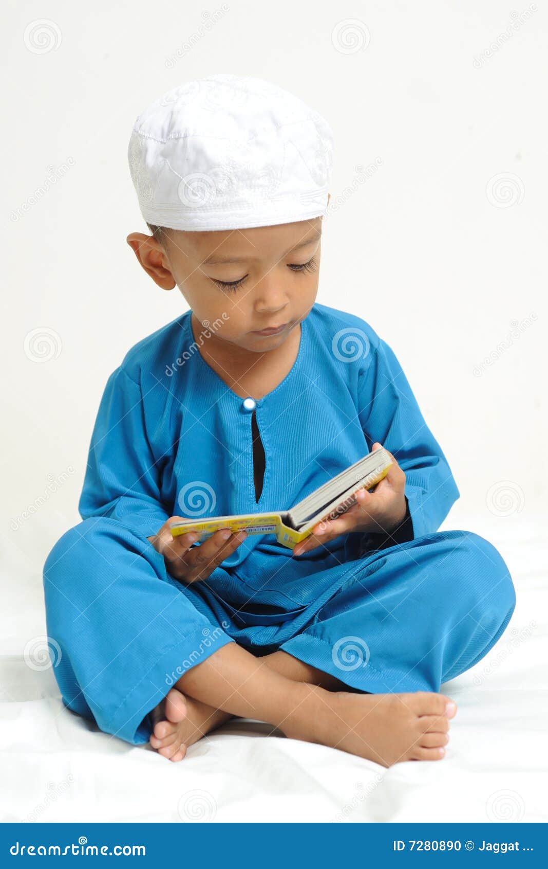 Islamic Children Were Learning Stock Photo - Image of baby, islam: 7280890