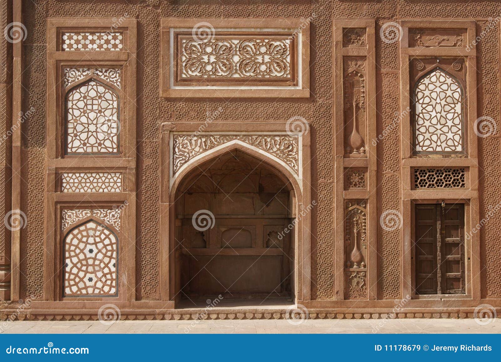 Islamic Gatehouse stock image. Image of tomb, akbar, india - 11178679