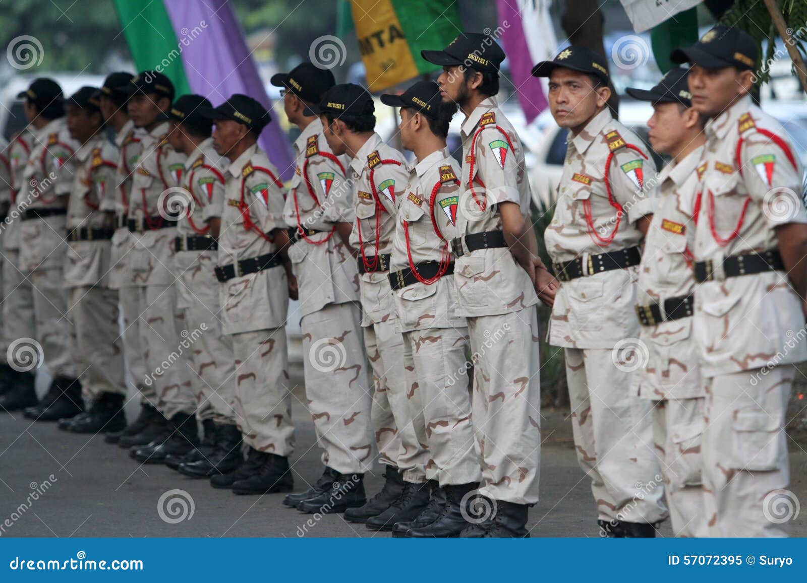 Islamic mass organization editorial image. Image of army - 57072395