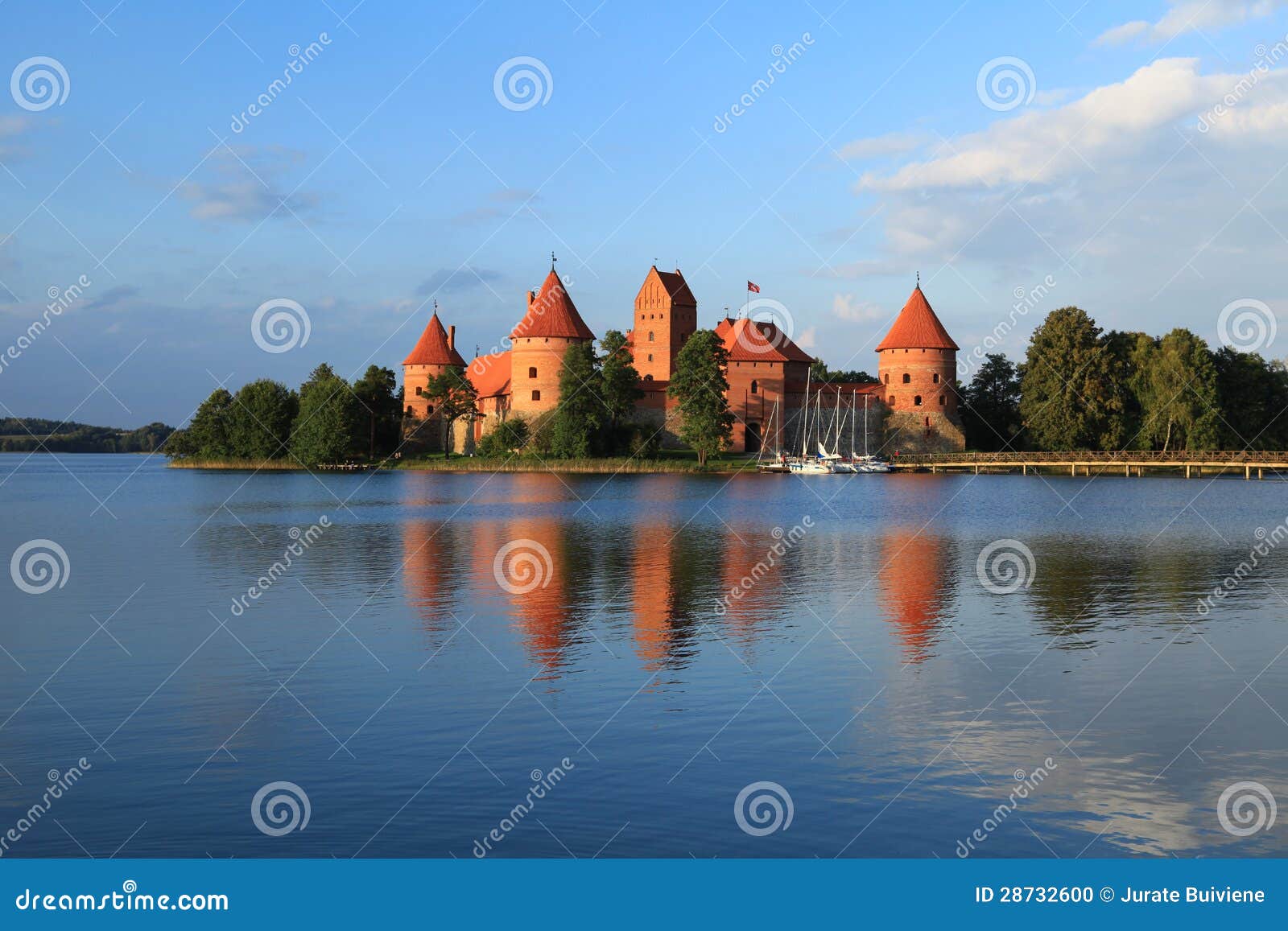 Island Castle in Trakai stock photo. Image of building - 28732600