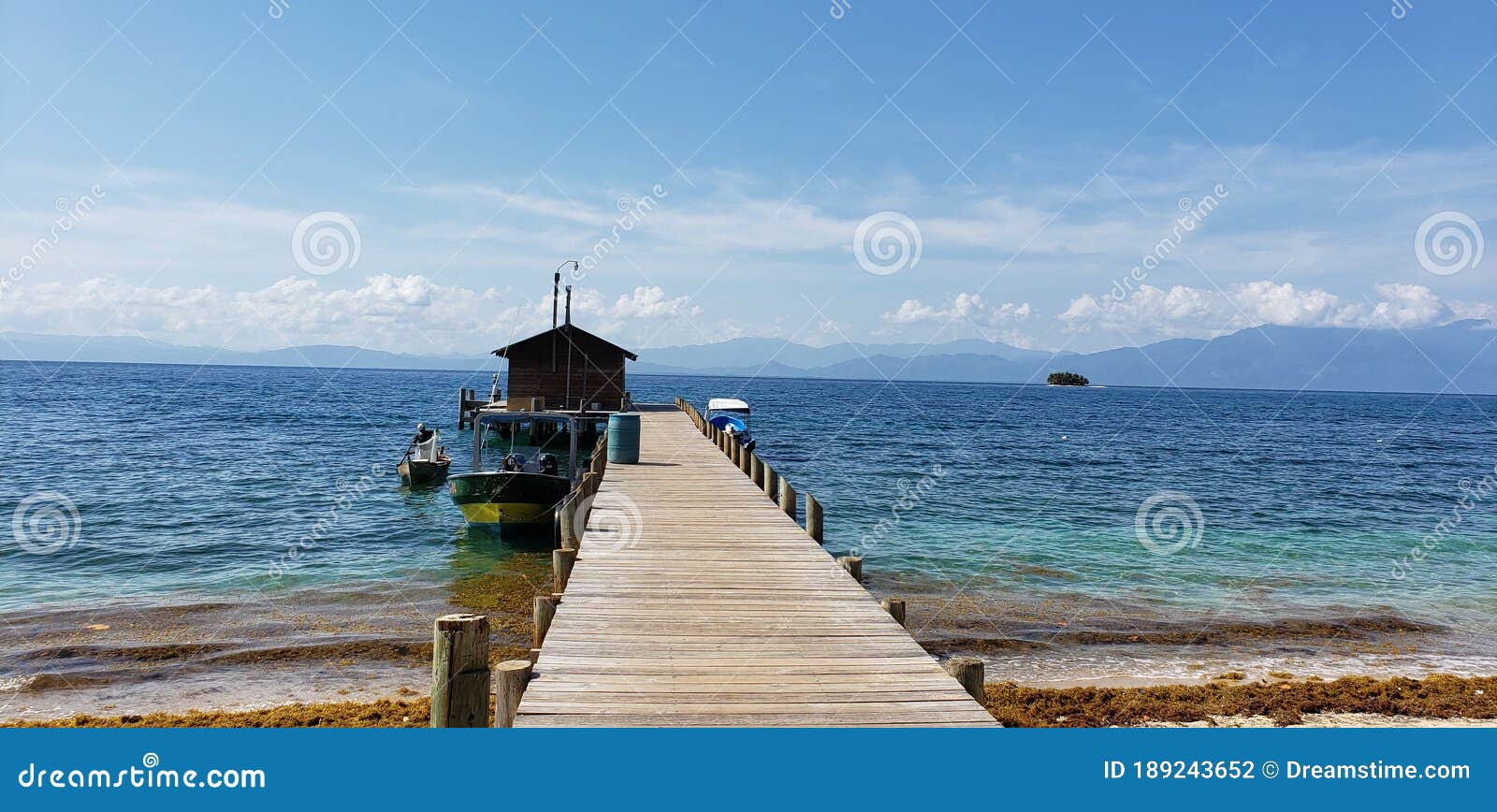 Island Clearwater Beach FL. Ocean Or Gulf Of Mexico Shore. Spring Break ...