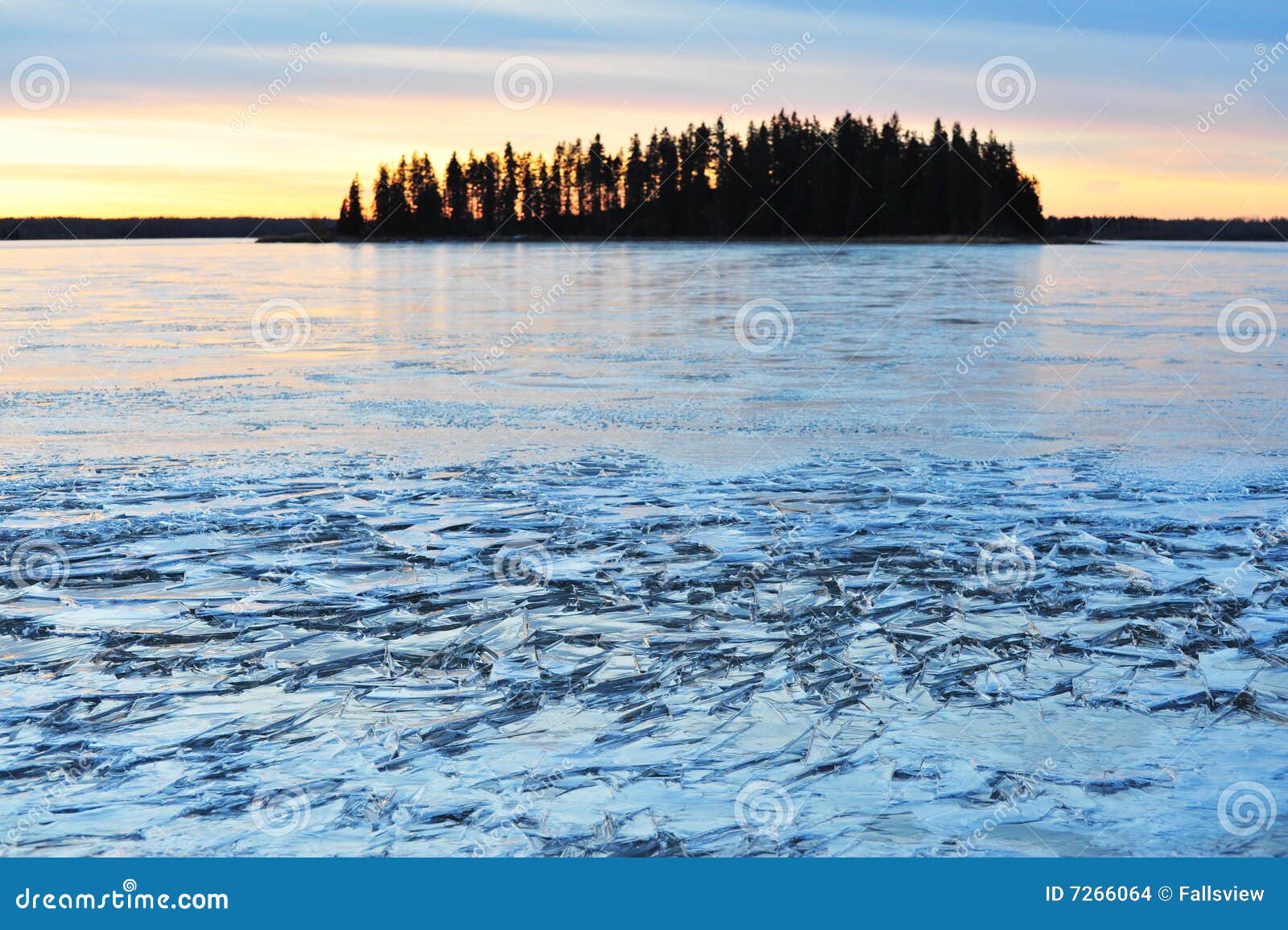 Island and ice lake stock photo. Image of quiet, canada - 7266064
