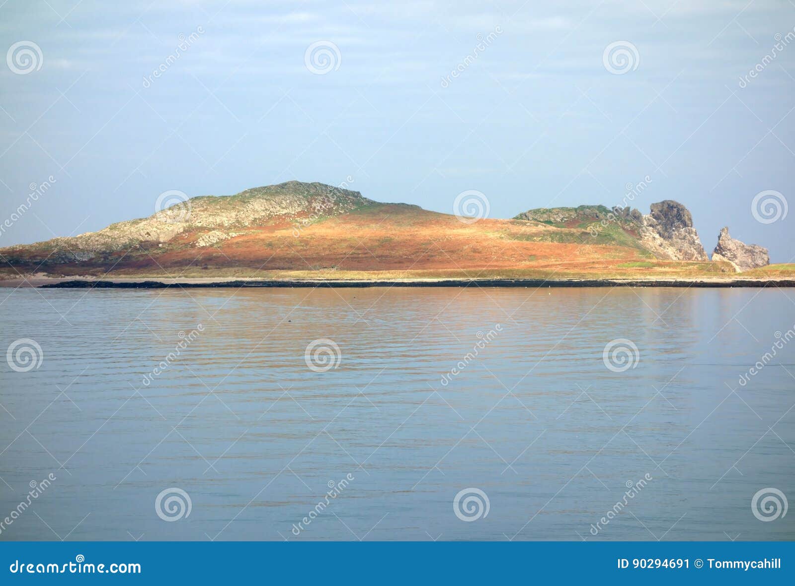 The Island of Ireland`s Eye Stock Image - Image of coast, beach: 90294691