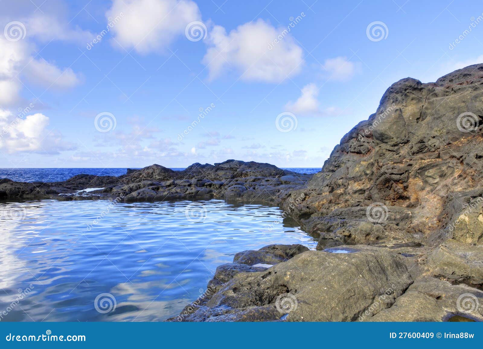 Island Maui Coast Lava Pool with Ocean. Stock Image - Image of ...