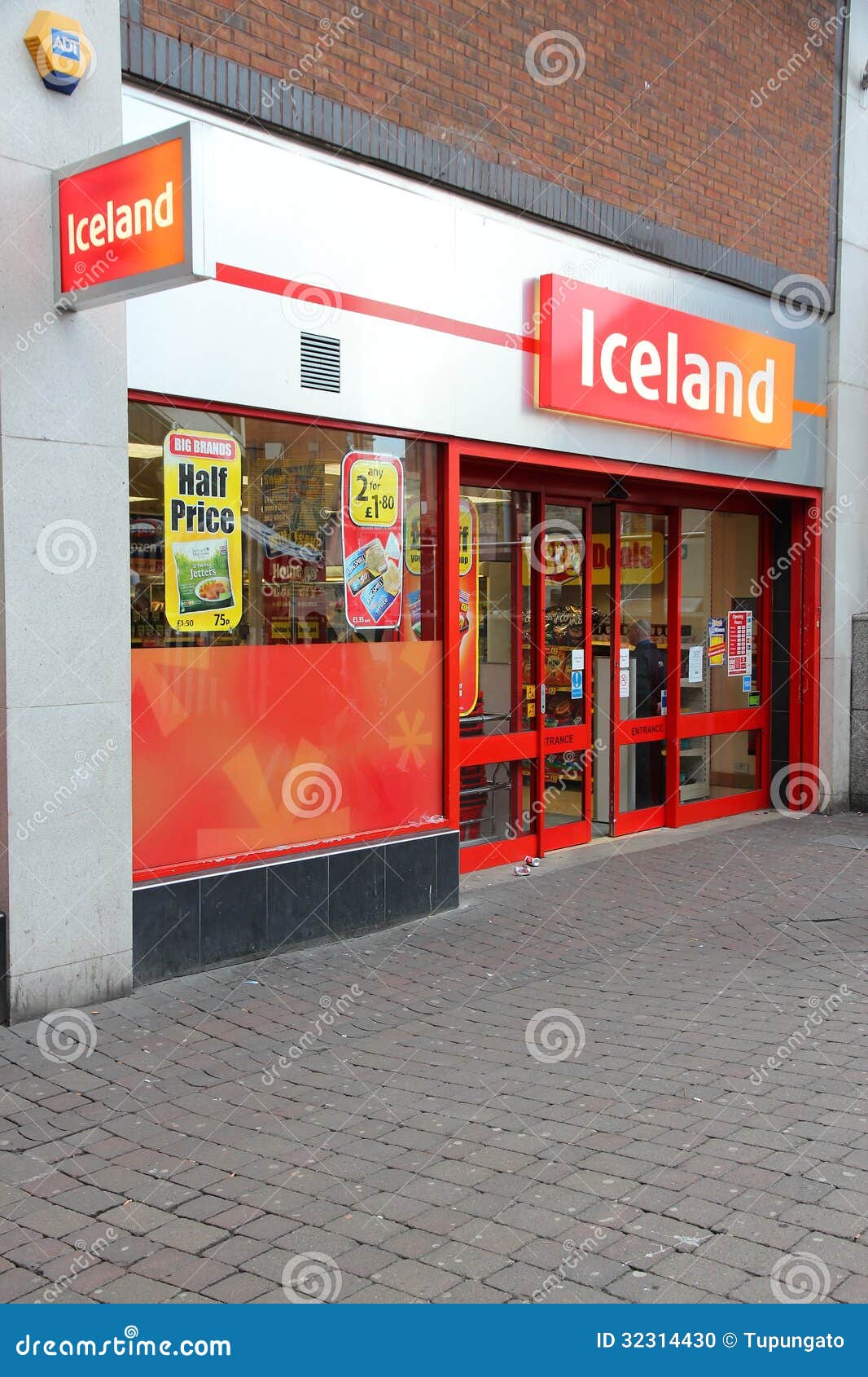 Island-Supermarkt redaktionelles bild. Bild von island - 32314430